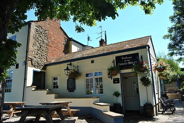 Run a pub - Wadworth